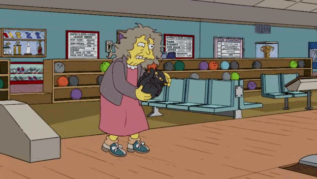 De Simpsons Kattenvrouw Bowling GIF | GIFs.nl