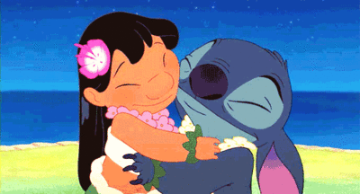 Omhelzing Disney Lilo En Stitch GIF | GIFs.nl