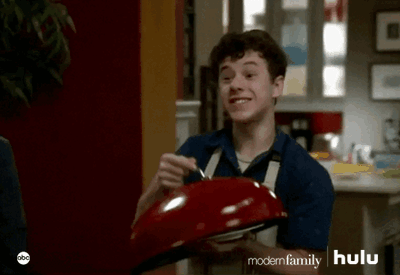 Stelle Conlon Gif