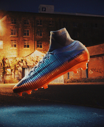 Mode Voetbal Schoen GIF | GIFs.nl