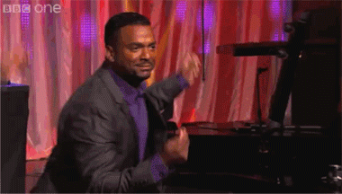 Dansen Het Zingen Stadium GIF | GIFs.nl